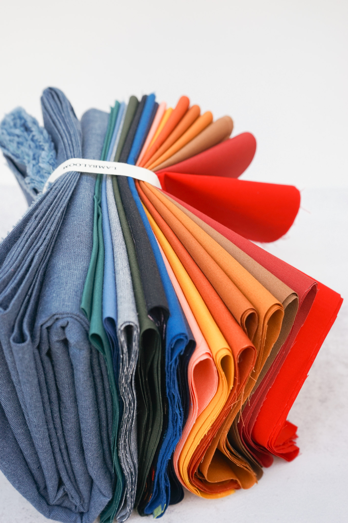 Trailing Star Quilt Kit by Plains and Pine – Lamb and Loom Fabrics